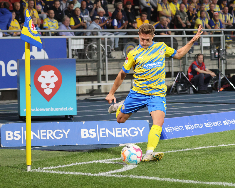 Vertrag von Jan-Hendrik Marx verlängert - Eintracht Braunschweig